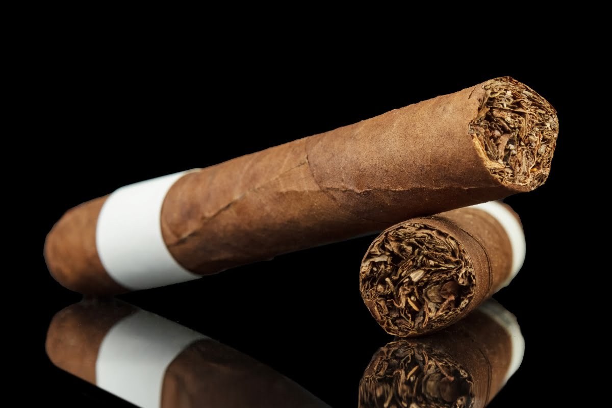 The Ultimate Cigar Size Chart: Your Guide to Choosing the Perfect Smoke