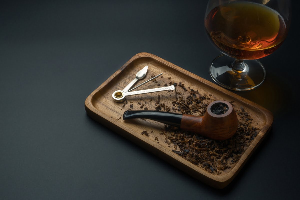 Rediscovering Tradition: Modern Pipe Smokers Blend Style and Substance